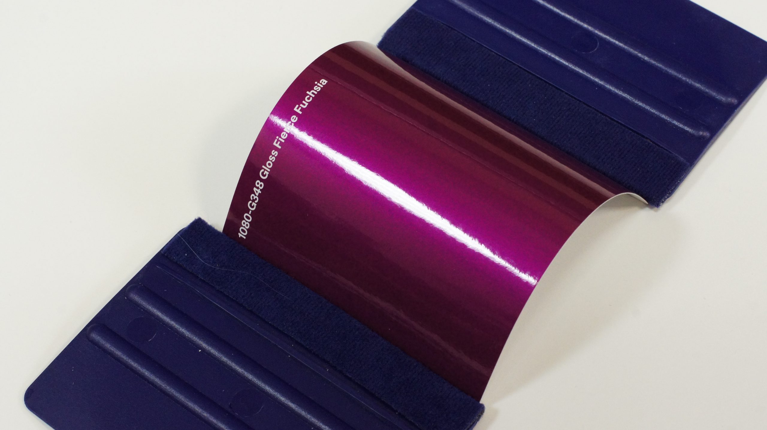 Автовинил 3M 1080-G348 Gloss Fierce Fuchsia - «VPlus - интернет-магазин ...